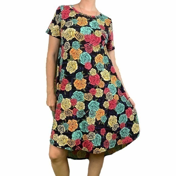 LuLaRoe | Dresses | Lularoe Black Bold Roses Unicorn Carly Dress Xs ...